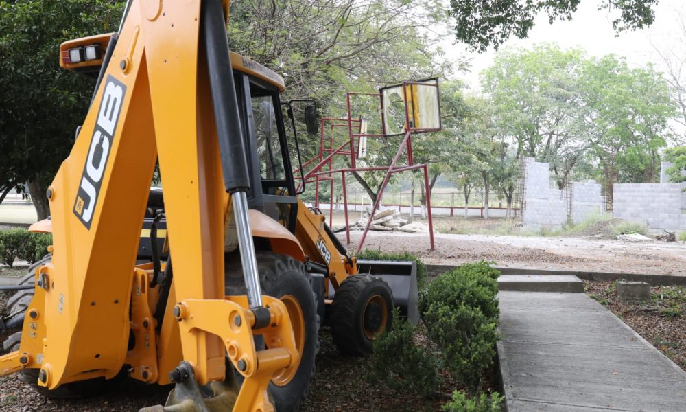 Inicia la modernización de unidad deportiva en Tampacán – Frontal Noticias